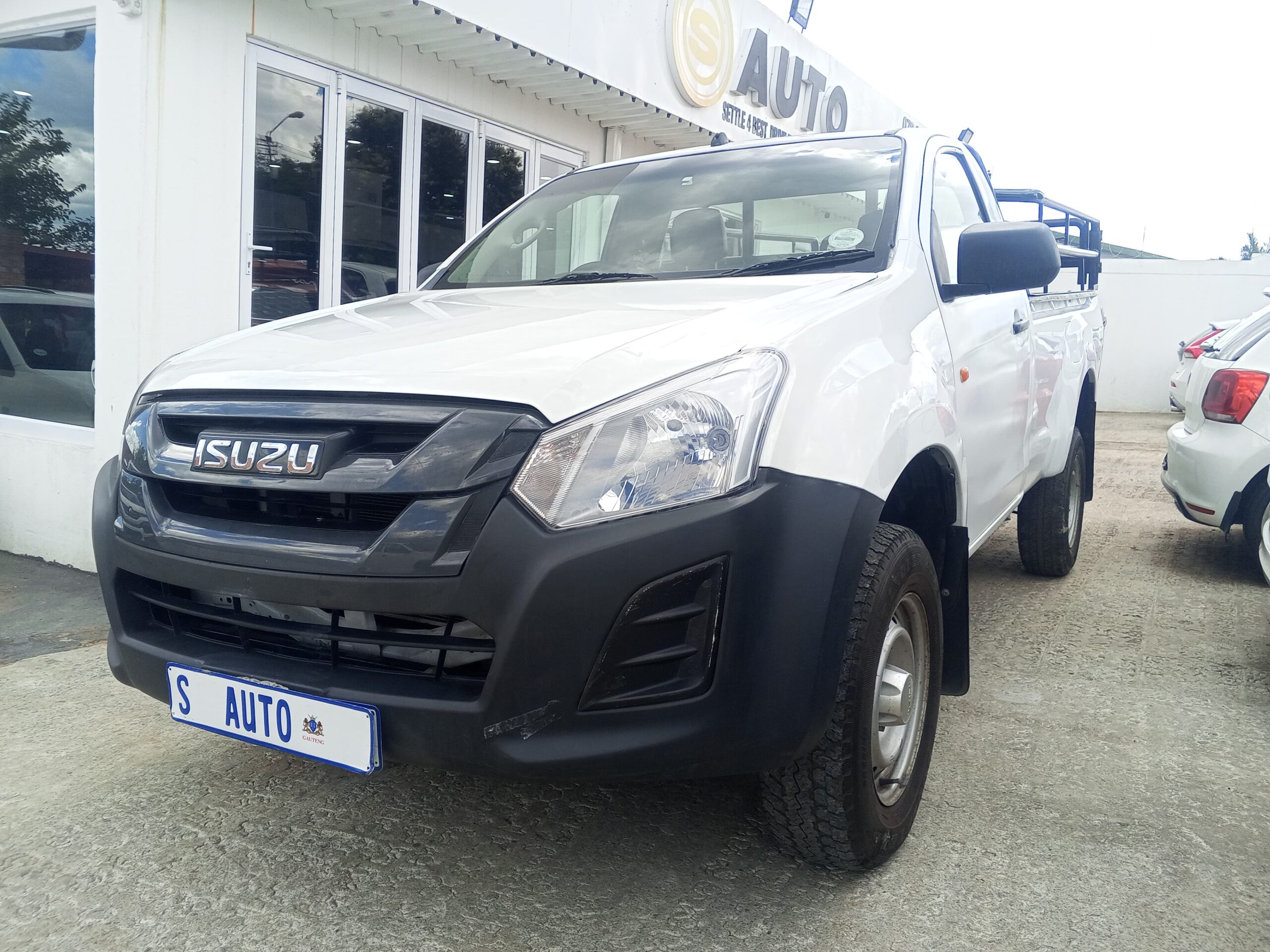 2020 Isuzu kb250 2,5 Manual | S Auto